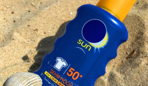 DIFERENCIAS ENTRE BLOQUEADOR, PROTECTOR Y BRONCEADOR SOLAR » InSitu ...